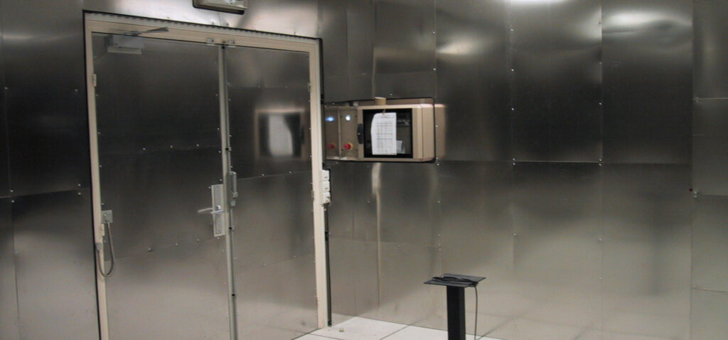 Rooms' magnetic shielding and shielded cabins MECA MAGNETIC